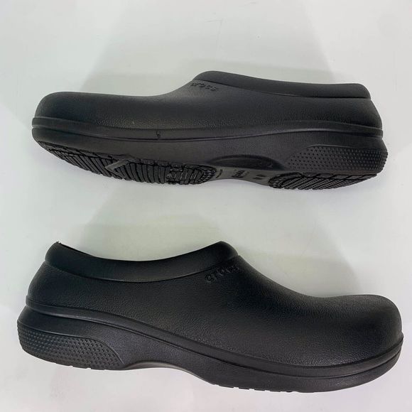 CROCS | Shoes | Crocs Dual Comfort Croc Lock Slip Resistant Black Clogs ...